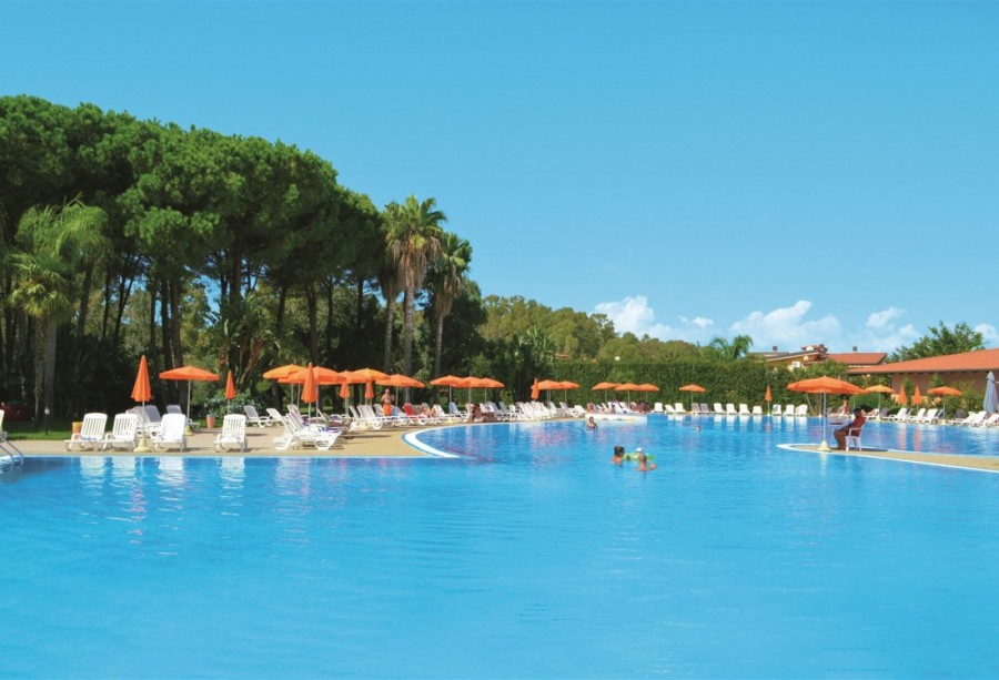 Pizzo calabro resort :Villaggio sul mare con spiaggia privata